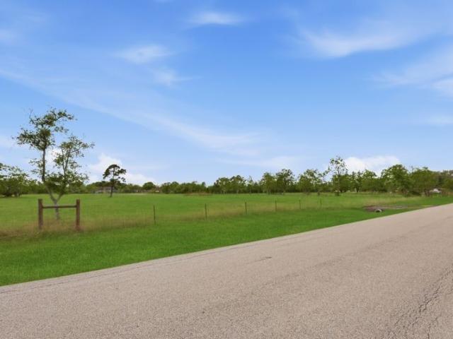 Lot 2 Avenue E, Santa Fe, TX 77510 | MLS #50052