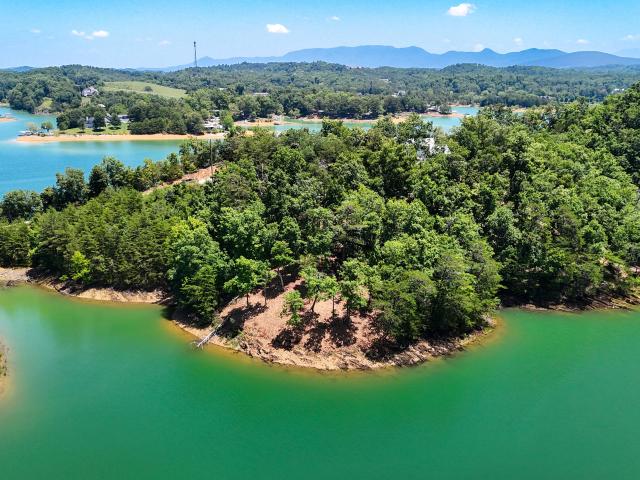 Lot 2 Lake Oaks Way