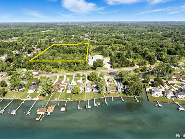 Lot 2 River Road