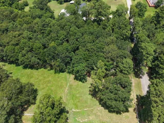 Lot 32 Landrum Village