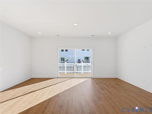 Lot 32 Sunrise Oasis Alley