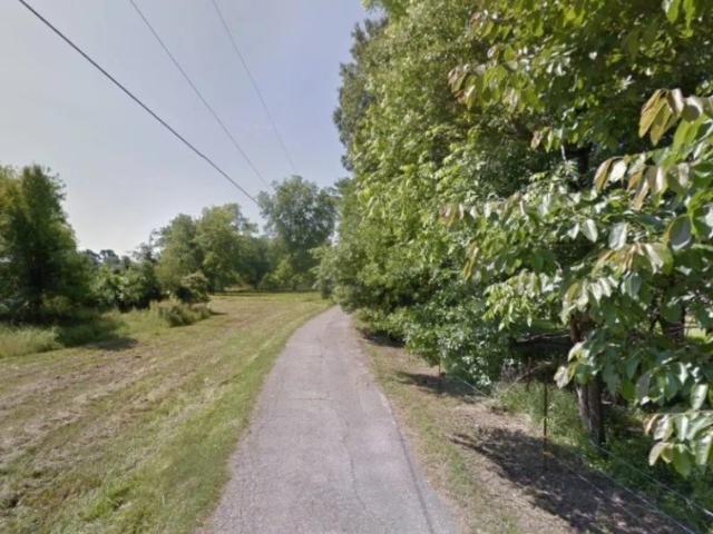 Lot 7 N Wolf Street