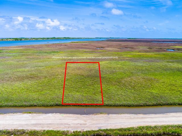 Lot 40 S Tuna Ave