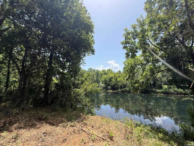 Lot 46 Up River