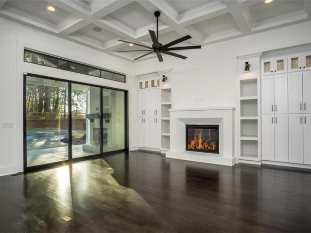 LOT 4 Cox Road