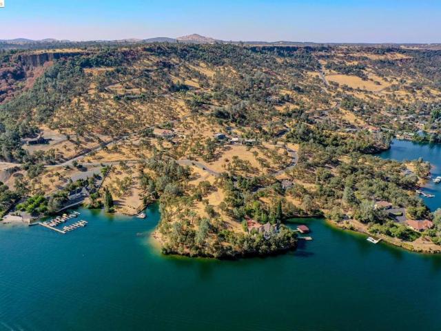 Lot 4 Lakefront Dr