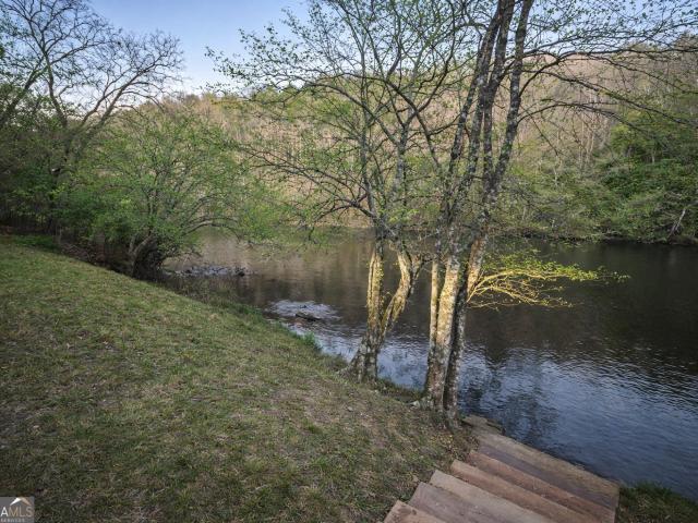 LOT 5 Riverbend Manor