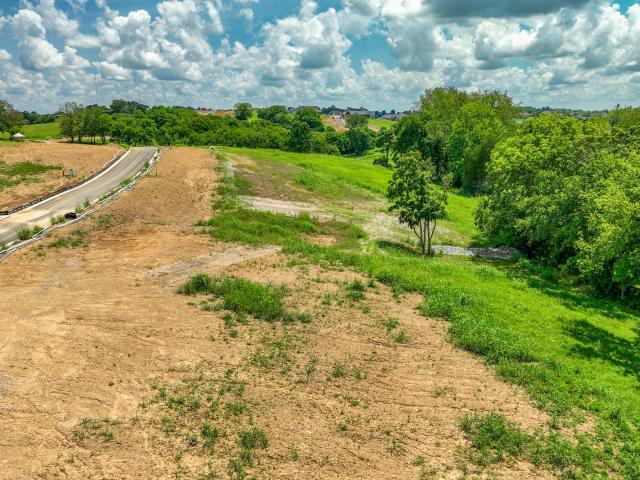Lot 8 Presidential Boulevard
