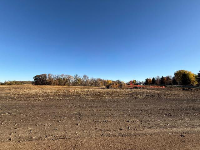 Lot 9