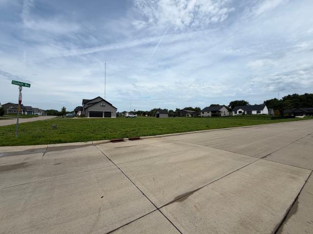 Lot 9 Woods Estates of Riverdale