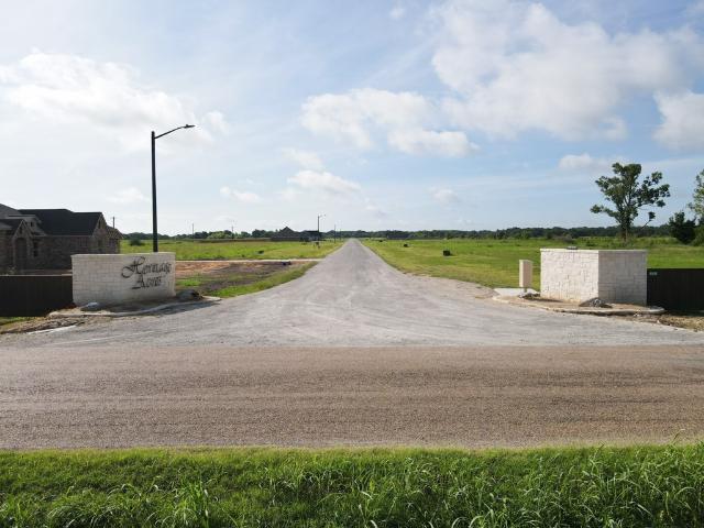 Lot 9 block Court side Dr, Somerville, TX 77879 | MLS #25007
