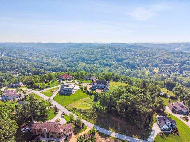 Lot 9 Regent Court