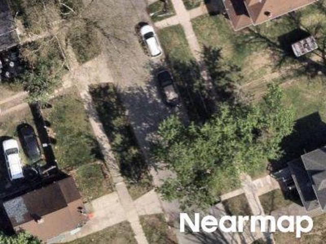 Lot E. 94th Street