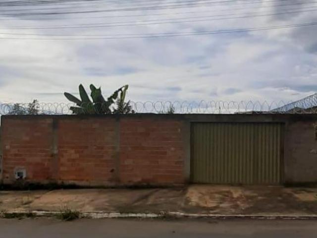 Lote murado com consertina Lote à Venda, 250.00 por R$ 180000.00 no setor Residencial Prado TA19289