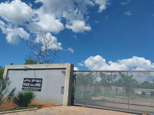 LOTE MI 10 600M2 OTIMA LOCALIZAÇÃO DENTRO DO CONDOMÍNIO