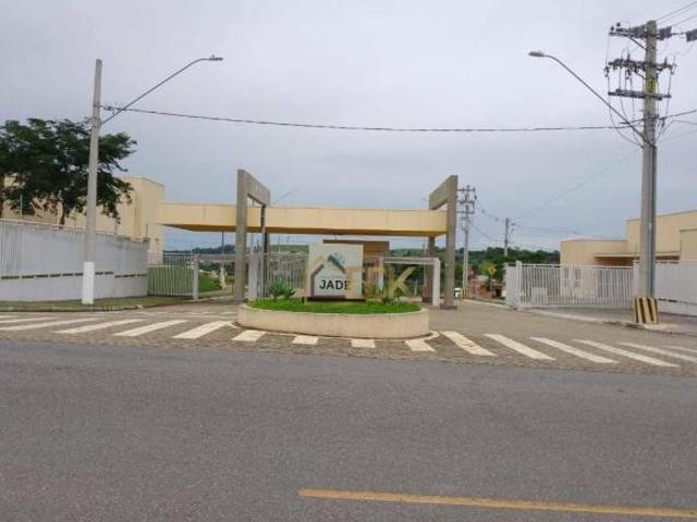 Lote no meio da quadra, em condomínio fechado