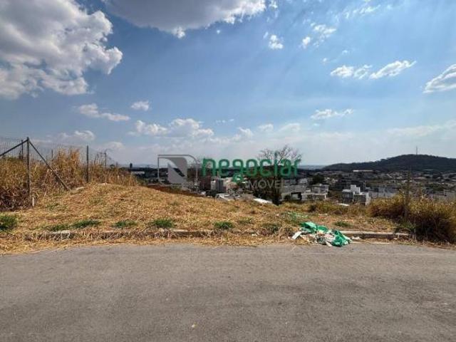 Lote no bairro Guarujá Mansões Betim
