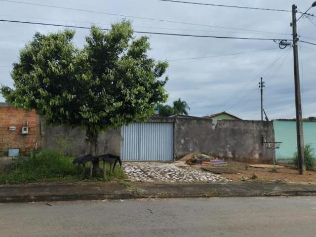 Lote no Bairro Independência Lote à Venda, 374.00 por R$ 160000.00 no setor Independência 1º Compl
