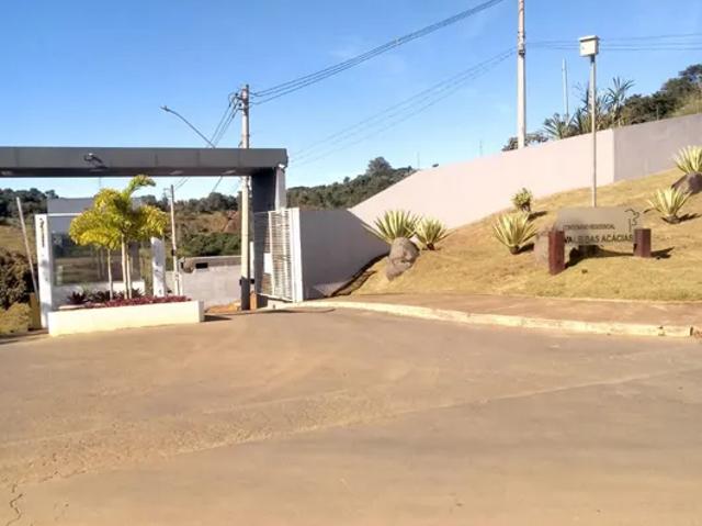 Lote no Condomínio Vale Das Acácias, em Viçosa MG