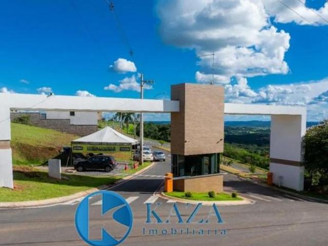 LOTE NO CONDOMÍNIO BOTÂNICO EM VALPARAÍSO DE GOIÁS