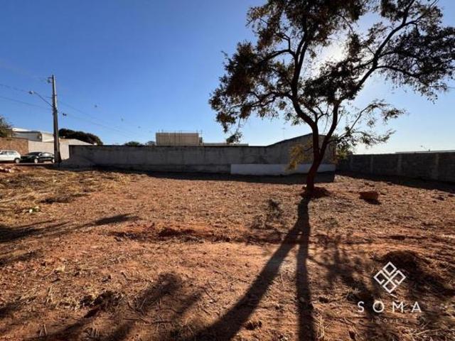 LOTE NO CONDOMÍNIO ESTÂNCIA QUINTAS DA ALVORADA JARDIM BOTÂNICO