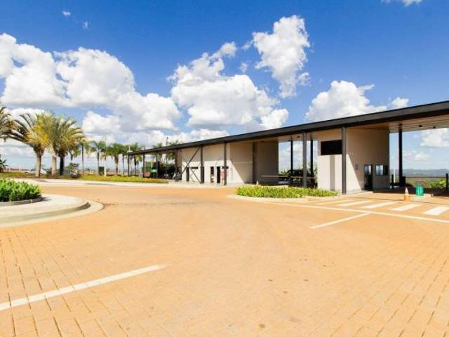 LOTE NO CONDOMÍNIO JARDINS GENEBRA