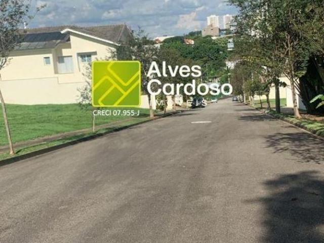 Lote no Condomínio Millenium com 401,44m, excelente topografia e localização em condomínio Fechado b