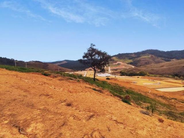 Lote no condomínio Reserva Ecoville com 326m² por R$145.160,00