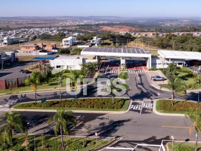 Lote no Jardins Nápoles