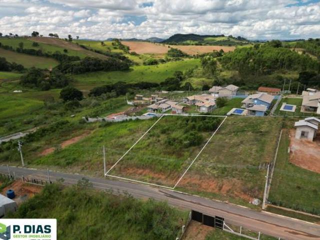 Lote no Trevisso em Pinhalzinho – Tranquilidade e Vista Panorâmica