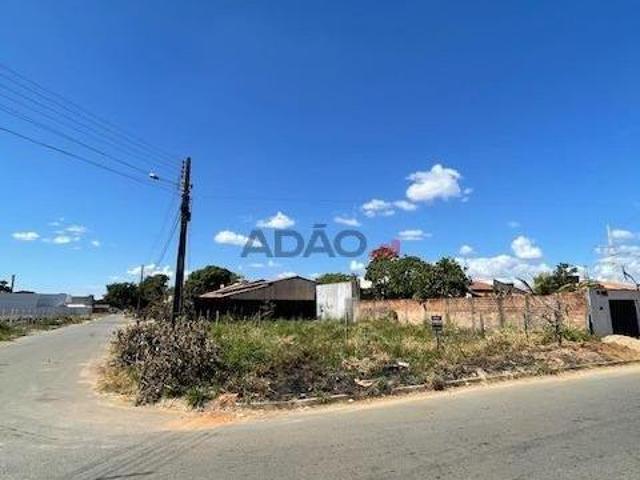 lote Av. Rio Verde Área / Terreno à Venda, 437.50 por R$ 420000.00 no setor Jardim Helvécia IN36046