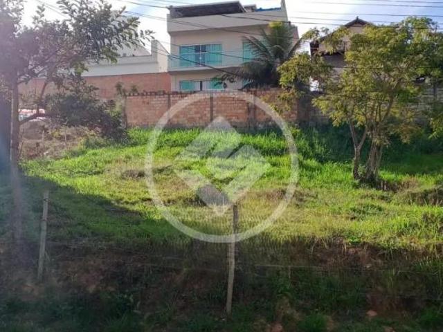 Lote à Venda, 370m2, com visrta para a Lagoa