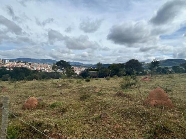 Lote à venda 450m² de esquina Bairro Monte Carmelo Carmópolis de Minas MG