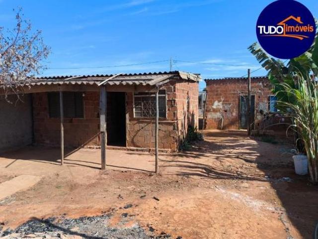 LOTE À VENDA COM DUAS CASAS INACABADAS COLÔNIA AGRÍCOLA 26 DE SETEMBRO
