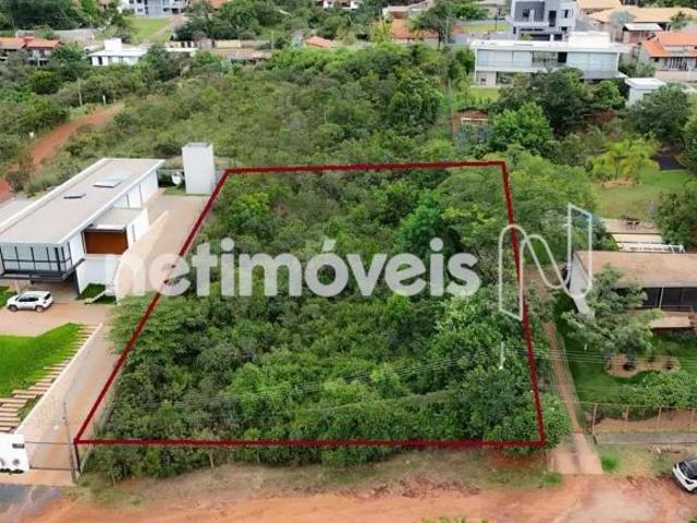 Lote à venda com 1.500m² no Condomínio Solar da Serra – Jardim Botânico