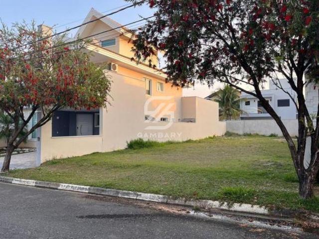 Lote à venda com 300 m² plano no condomínio Villa Olympia Sorocaba/SP