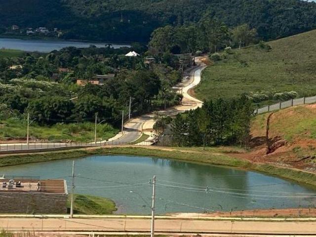 Lote à venda com 300m² no Condomínio Estrela do Lago Juiz de Fora MG