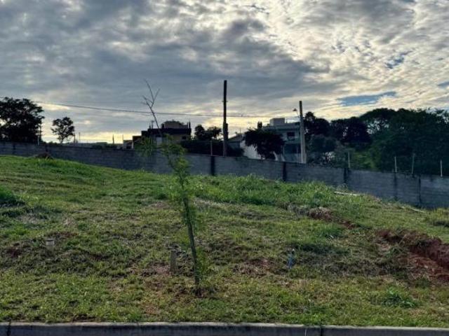 Lote à venda com 446 metros no condomínio Reserva São Nicolau, em Atibaia