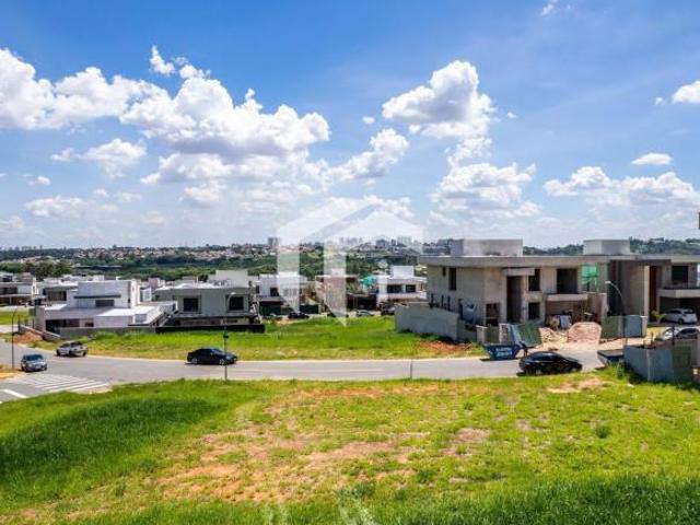 LOTE À VENDA COM 528 M² EM ESQUINA NO RESIDENCIAL ARBORAIS EM CAMPINAS