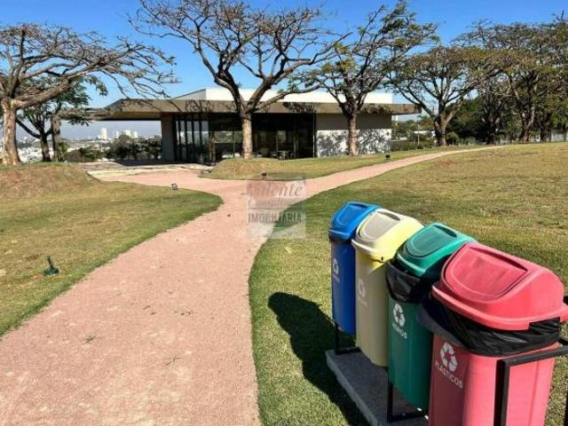 Lote á venda de 360 m² no condomínio Villa Sapezal em Indaiatuba SP
