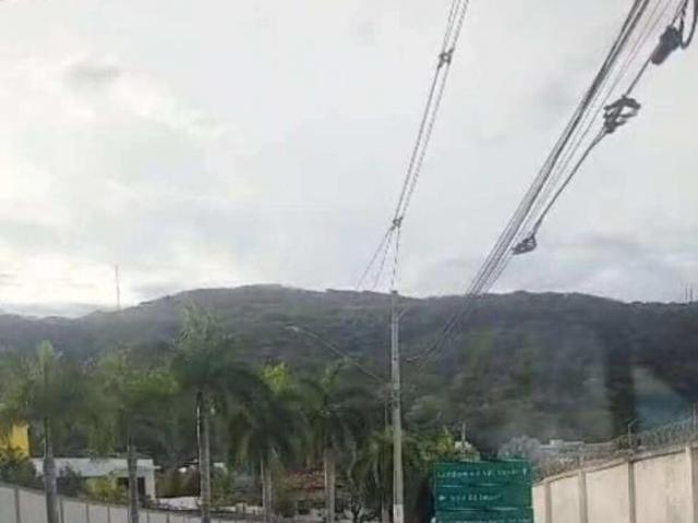 Lote à venda em Montes Claros, Ibituruna, 980m²