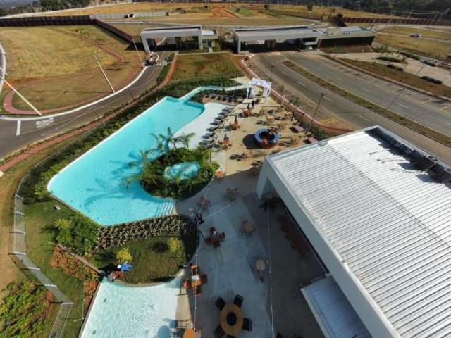 Lote a Venda Lote à Venda, 301.00 por R$ 360000.00 no setor Centro AD28784