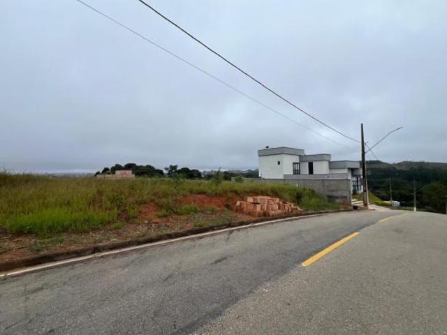 Lote à venda no condomínio Cidade Jardim