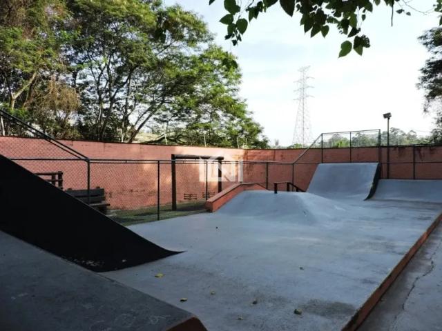 Lote à venda no condomínio Forest Hills