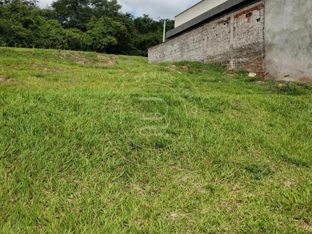 Lote à venda no condomínio Jardins Barcelona | Quadra L | Vizinhança definida
