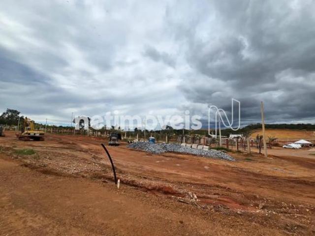 Lote à venda no condomínio Le Grand Jardin