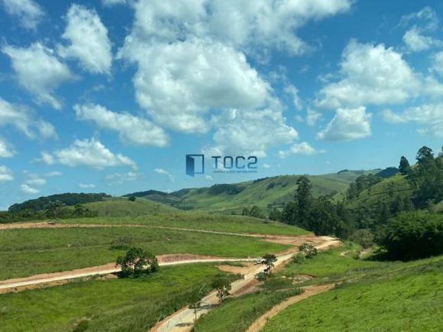 Lote à venda no condomínio Recanto das Cachoeiras Chácara/MG |459