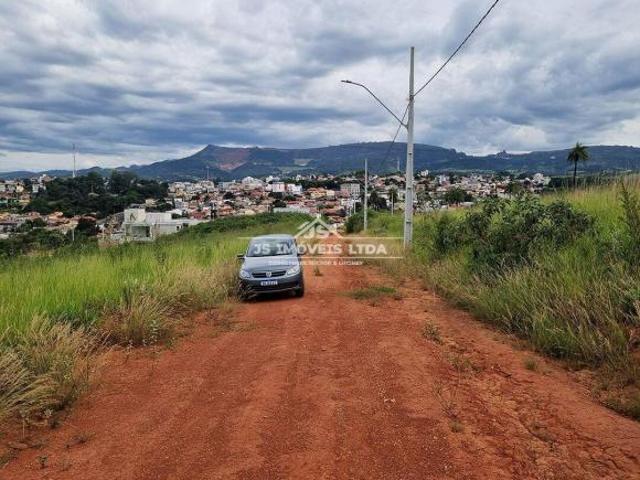 Lote à venda no centro de Igarapé MG