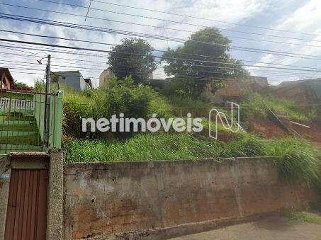 Lote à venda no Alípio de Melo/Jardim São José!