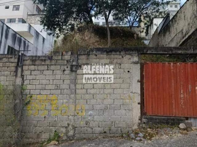 Lote à venda no Bairro Ouro Preto